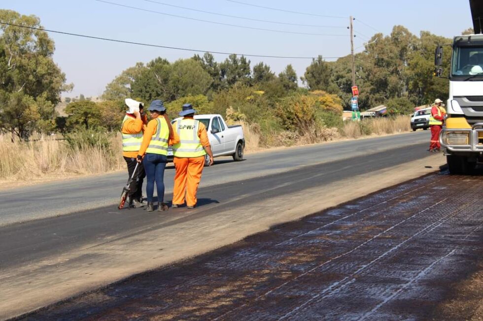 Everything You Need to Know About Using Tar for Roads